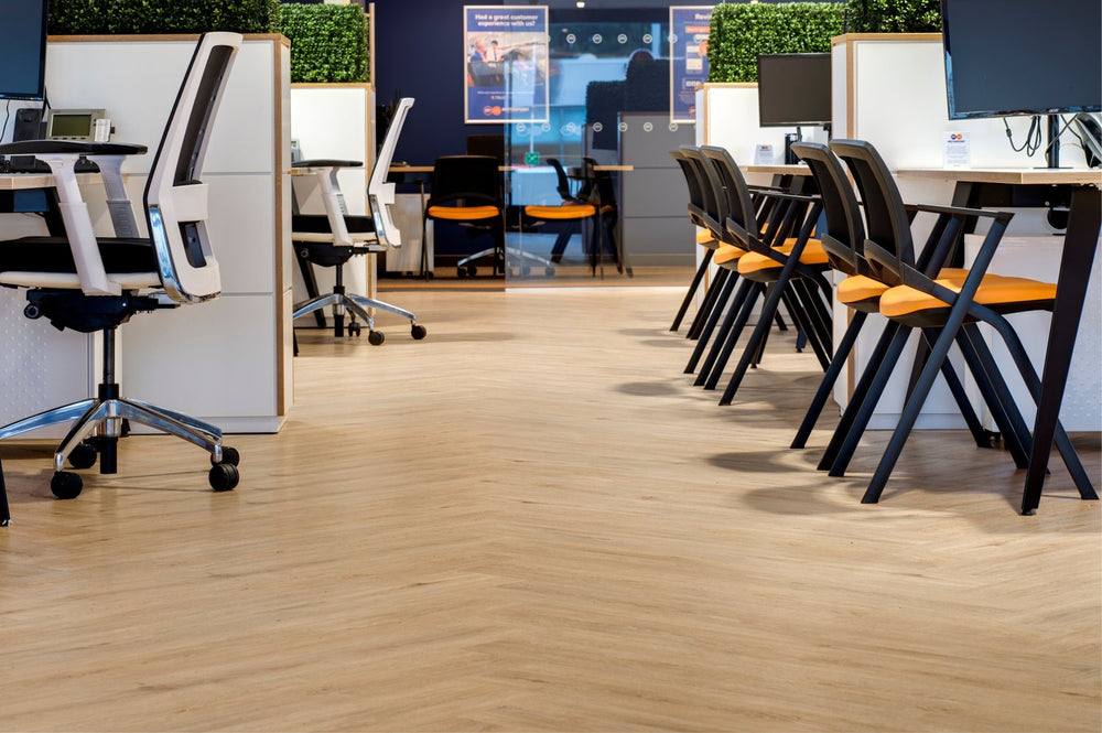 Motorpoint Glasgow | Workspace and Office Vinyl Flooring - PlusFloor